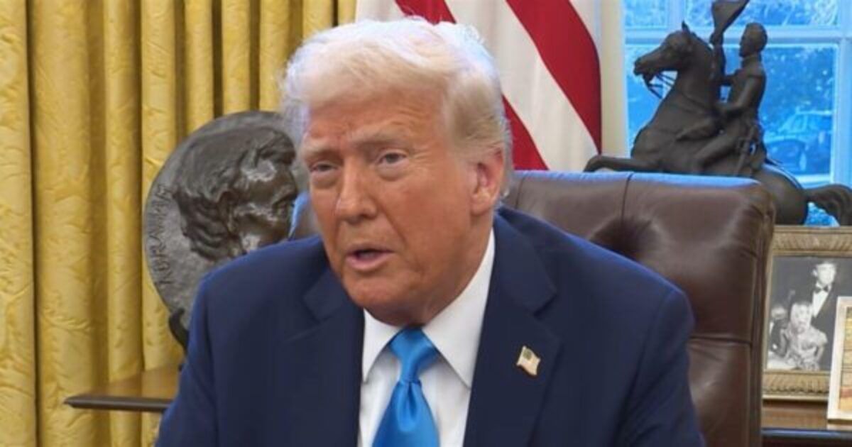 Voters still view Trump favorably, but remain worried about economy ...