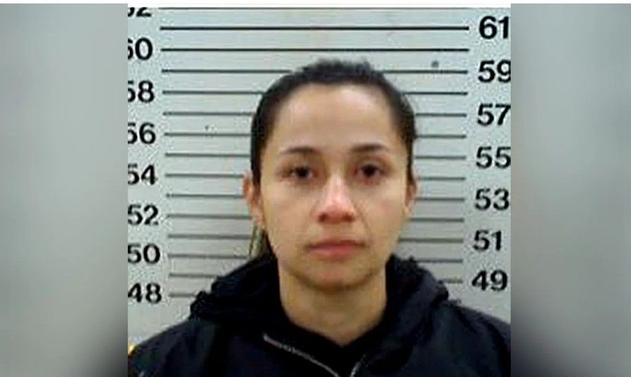DHS debunks misleading viral video that claims ICE raided Chicago ...