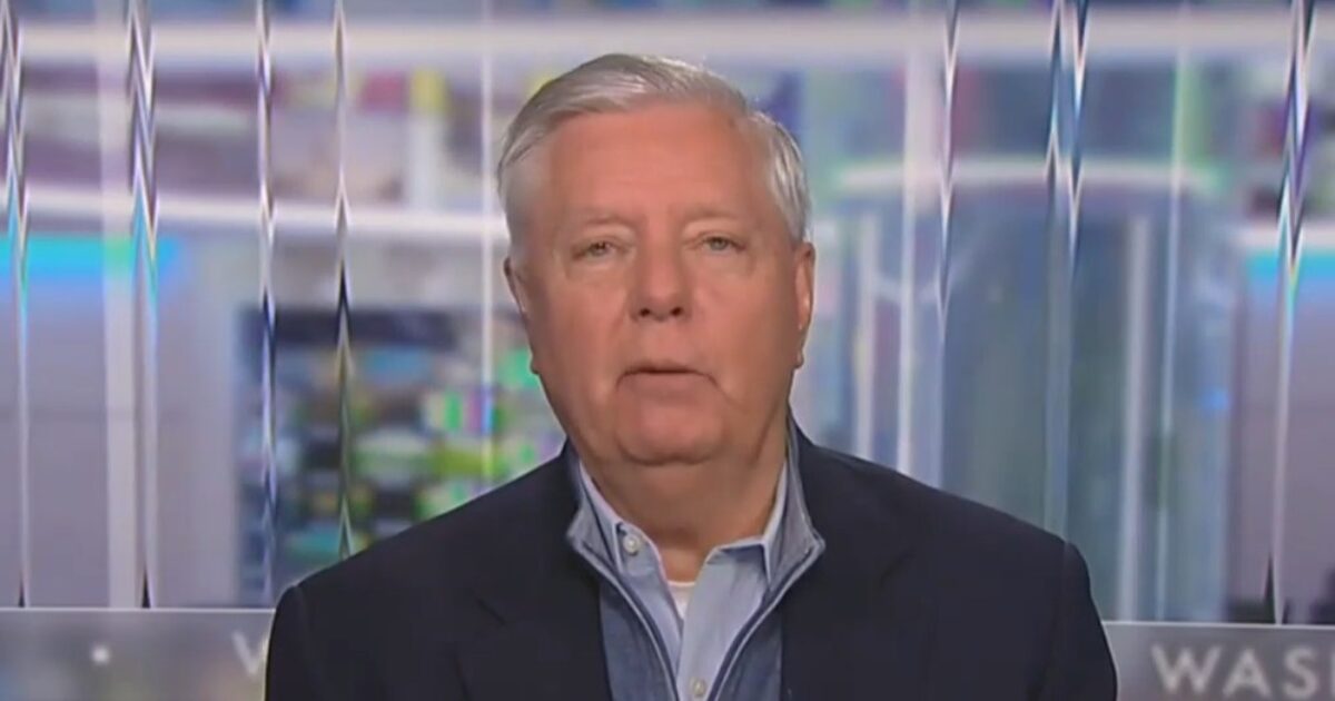 'Go to Hell!' Angry Senator nukes 'worthless piece of crap’ DNC boss ...