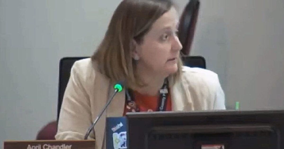 Infamous school board trains staff to fight ‘terrorist’ parents angry ...
